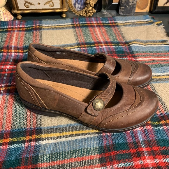 Clarks | Shoes | Clarks Slip On Leather Shoes With Buckle | Poshmark
